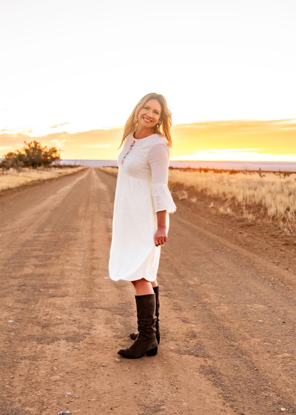 Amber Dawn Pearce - Honeywave Creative
